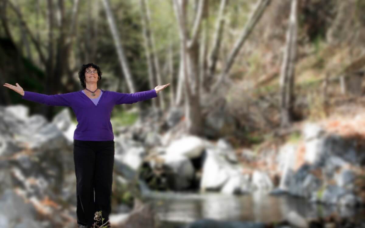 Connect | Andrea Isaacs